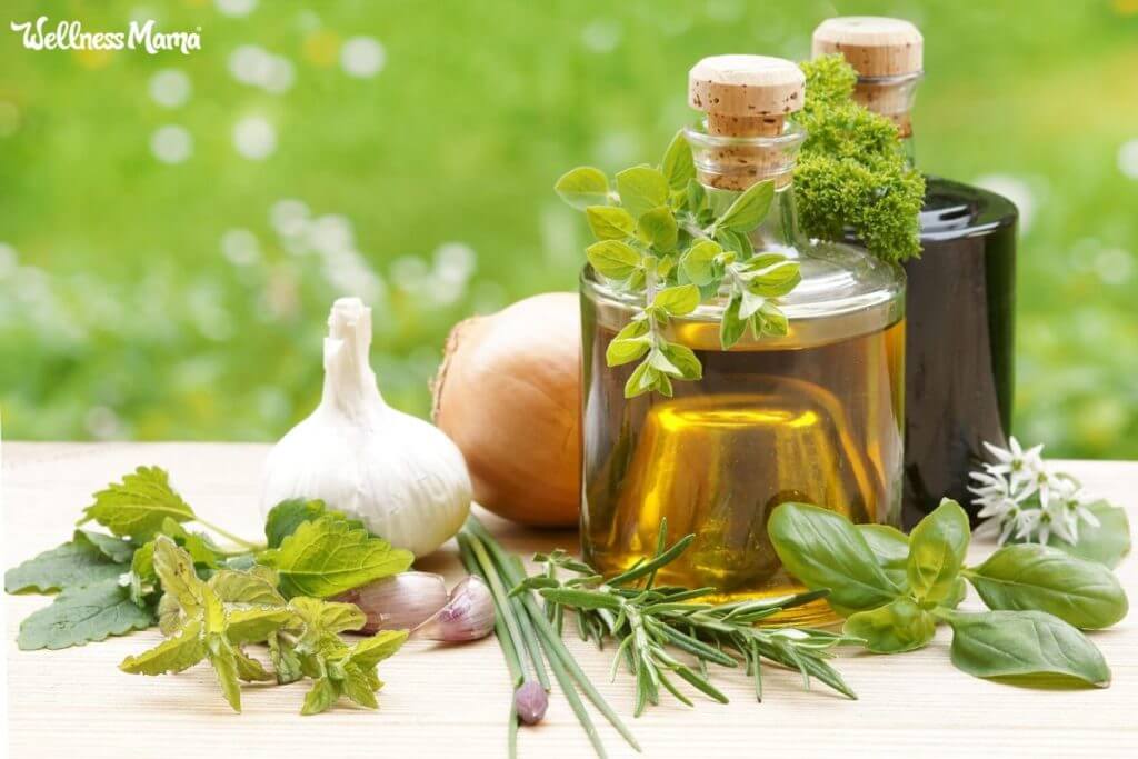 Vinegar of the Four Thieves Health Tonic Recipe | Wellness Mama